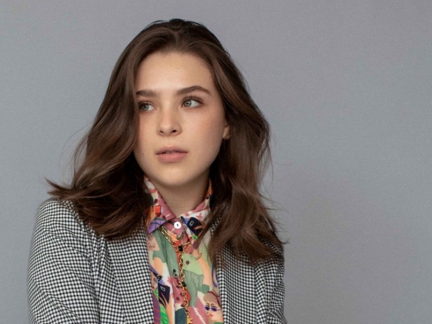 Dalexa Meneses - Show Room News